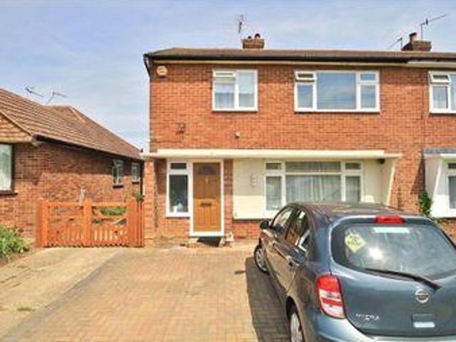 3 Bedrooms Semi detached house for sale in Queenhythe Road, Jacob´s Well, Guildford, Surrey GU4