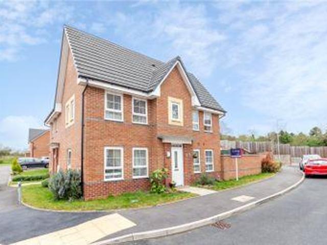 3 Bedrooms Semi detached house for sale in Rounds Road, Worcester WR5