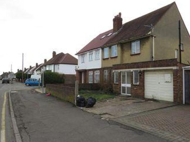3 Bedrooms Semi detached house for sale in Royal Lane, West Drayton UB7