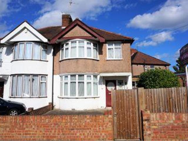 3 Bedrooms Semi detached house for sale in Road, Edgware HA8