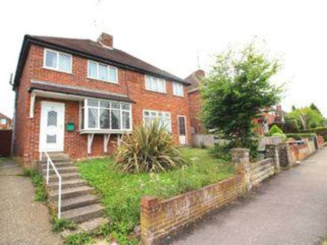 3 Bedrooms Semi detached house for sale in Rodway Road, Tilehurst, Reading RG30