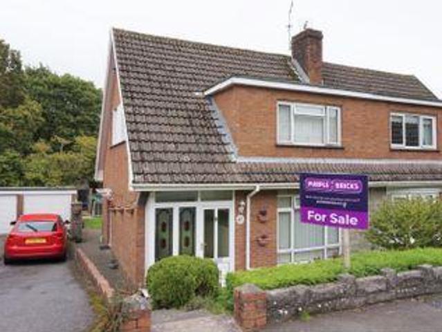 3 Bedrooms Semi detached house for sale in Roman Bridge Close, Blackpill SA3