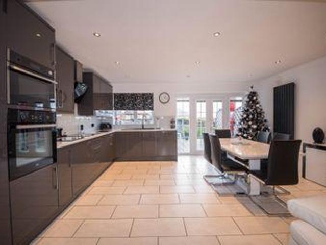 3 Bedrooms Semi detached house for sale in Rosedale Road, Nottingham NG3
