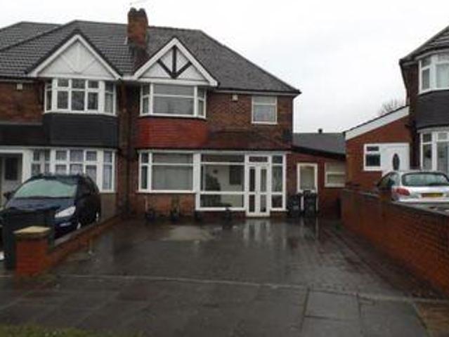3 Bedrooms Semi detached house for sale in Radstock Avenue, Hodge Hill, Birmingham, West Midlands B36