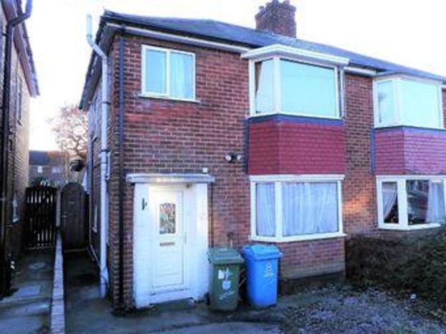 3 Bedrooms Semi detached house for sale in Raines Avenue, Worksop, Nottinghamshire S81