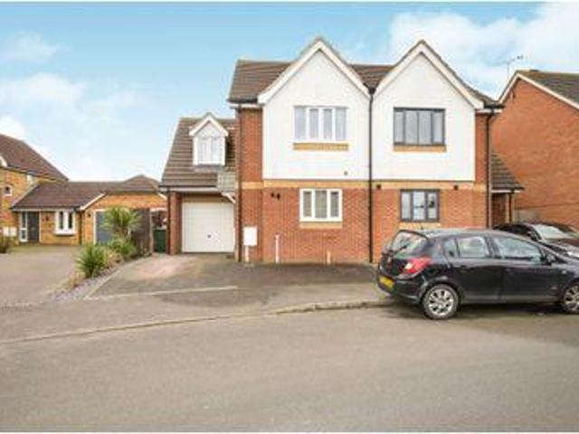 3 Bedrooms Semi detached house for sale in Recreation Way, Kemsley, Sittingbourne ME10