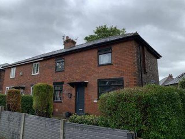 3 Bedrooms Semi detached house for sale in Red Bank Road, Radcliffe, Manchester M26