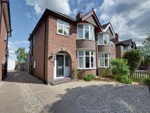 3 Bedrooms Semi detached house for sale in Rickerscote Avenue, Stafford ST17