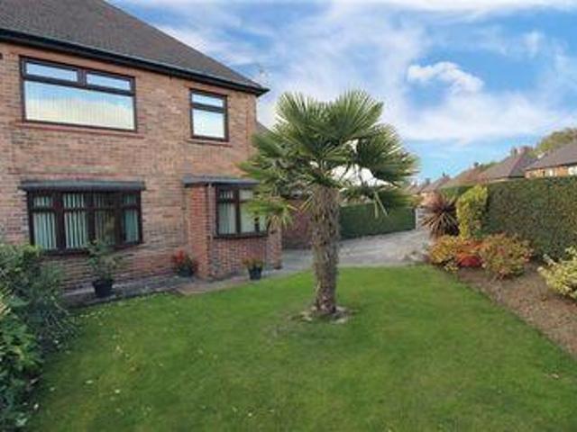 3 Bedrooms Semi detached house for sale in Richmond Park Crescent, Sheffield S13
