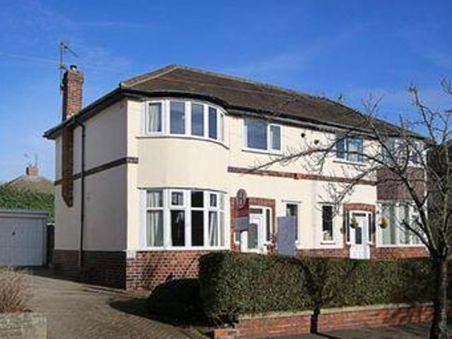 3 Bedrooms Semi detached house for sale in Ridgehill Avenue, Sheffield, South Yorkshire S12