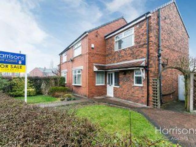 3 Bedrooms Semi detached house for sale in Rutherford Drive, Over Hulton, Bolton, Lancashire. BL5
