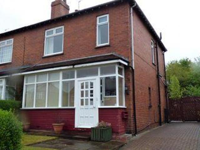 3 Bedrooms Semi detached house for sale in Ruskin Avenue, Wakefield WF1