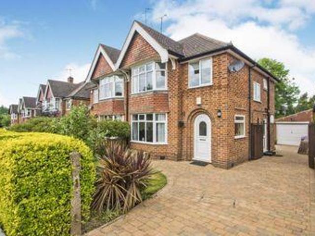 3 Bedrooms Semi detached house for sale in Russley Road, Bramcote, Nottingham NG9
