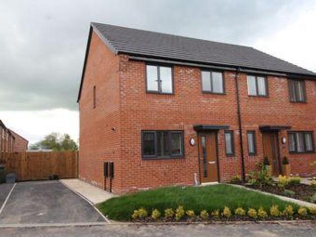 3 Bedrooms Semi detached house for sale in Woodford Lane West, Winsford CW7