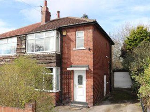 3 Bedrooms Semi detached house for sale in Woodhall Drive, Leeds LS5