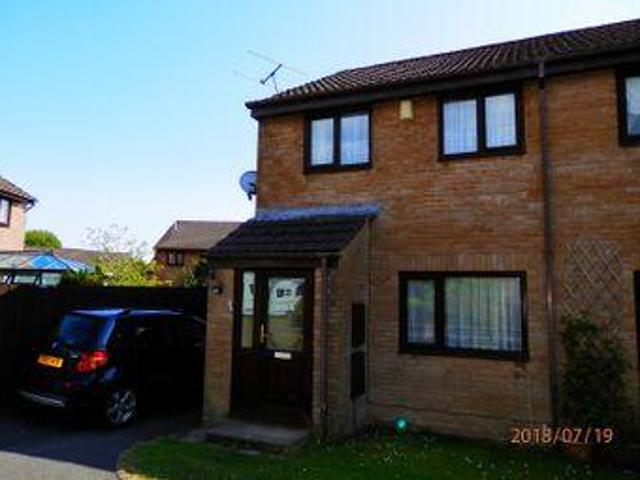 3 Bedrooms Semi detached house for sale in Woodland Vale, Treorchy, Rhondda Cynon Taff. CF42
