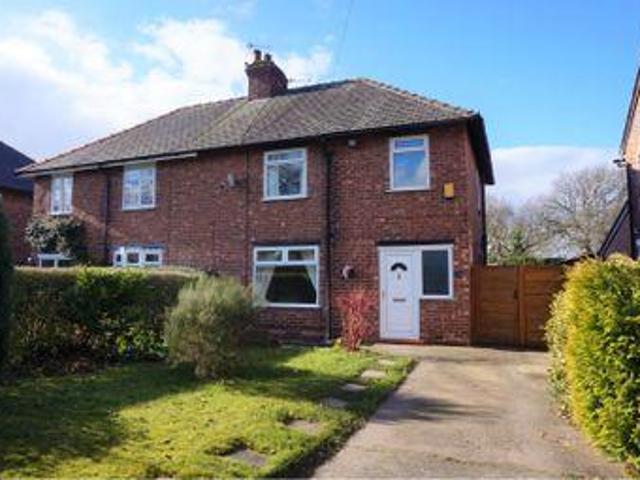 3 Bedrooms Semi detached house for sale in Woods Lane, Cheadle Hulme SK8