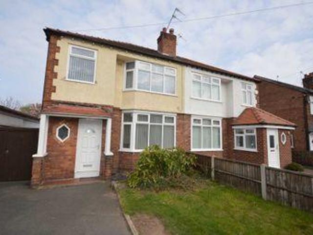 3 Bedrooms Semi detached house for sale in Woodyear Road, Bromborough, Wirral CH62