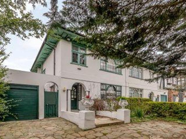 3 Bedrooms Semi detached house for sale in Watford Road, Harrow, Middlesex HA1