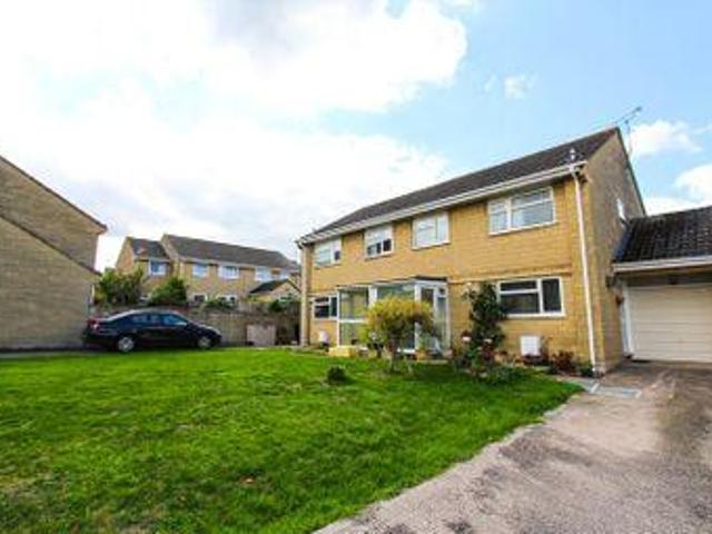3 Bedrooms Semi detached house for sale in Waveney Road, Keynsham, Bristol BS31