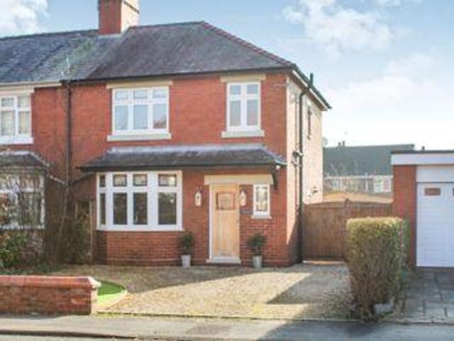 3 Bedrooms Semi detached house for sale in Waggs Road, Congleton CW12
