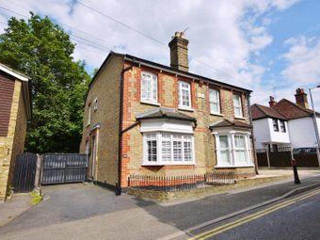 3 Bedrooms Semi detached house for sale in Weald Road, Brentwood, Essex CM14