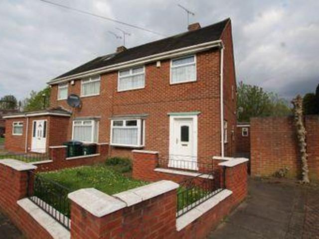 3 Bedrooms Semi detached house for sale in Weavers Walk, Coventry CV6