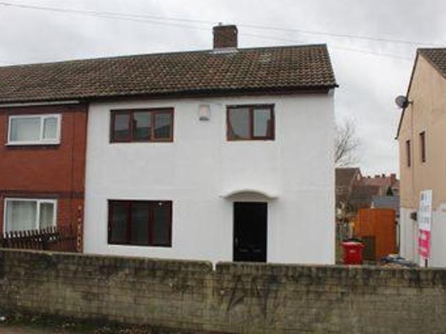 3 Bedrooms Semi detached house for sale in Welland Crescent, Elsecar, Barnsley S74