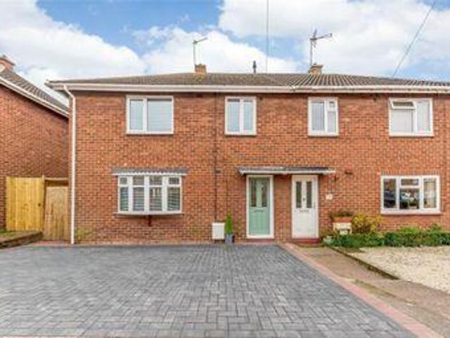 3 Bedrooms Semi detached house for sale in Wellington Road, Leamington Spa, Warwickshire CV32
