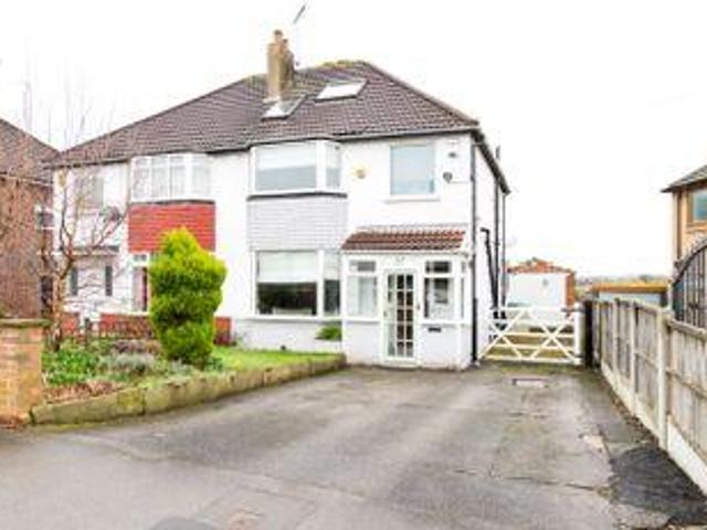 3 Bedrooms Semi detached house for sale in Wensley Drive, Leeds, West Yorkshire LS7