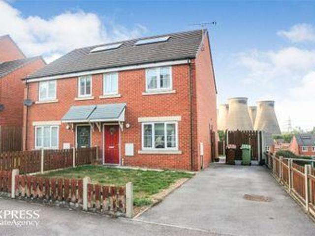 3 Bedrooms Semi detached house for sale in Wentcliffe Road, Knottingley, West Yorkshire WF11