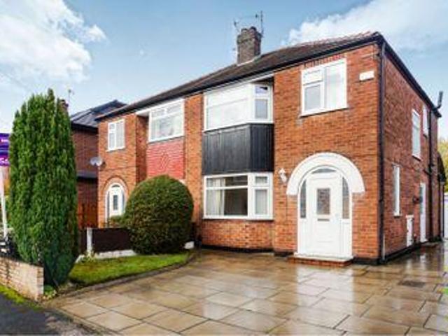 3 Bedrooms Semi detached house for sale in Wentworth Drive, Sale M33