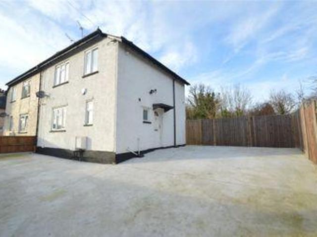 3 Bedrooms Semi detached house for sale in Wessex Way, Maidenhead, Berkshire SL6