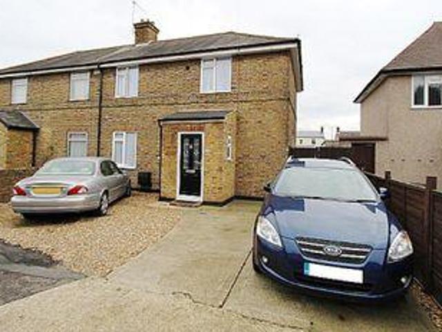 3 Bedrooms Semi detached house for sale in West Avenue, Hayes UB3