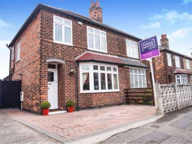 3 Bedrooms Semi detached house for sale in West Avenue, Stapleford NG9