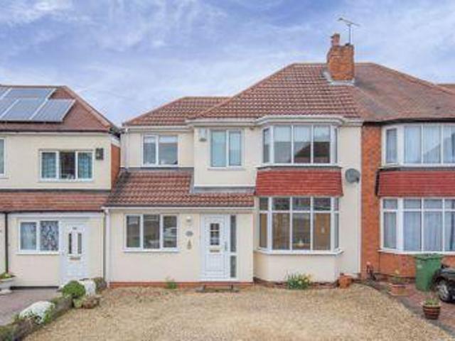 3 Bedrooms Semi detached house for sale in Westbourne Road, Halesowen, Three Bed Semi Detached B62