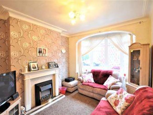 3 Bedrooms Semi detached house for sale in Westwood Avenue, Blackpool, Lancashire FY3