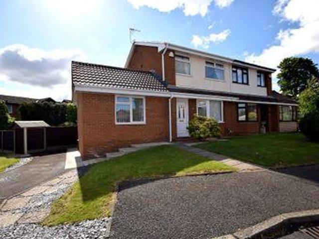3 Bedrooms Semi detached house for sale in Wharfedale, Weshoughton BL5