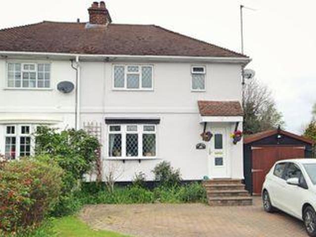 3 Bedrooms Semi detached house for sale in White Elm Road, Danbury CM3