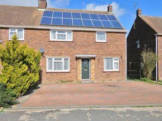 3 Bedrooms Semi detached house for sale in White Horse Avenue, Halstead, Essex CO9