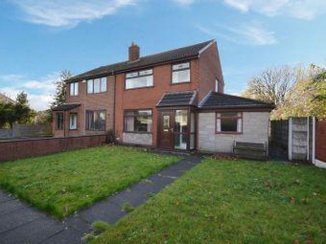3 Bedrooms Semi detached house for sale in Wigan Road, Hindley, Wigan WN2