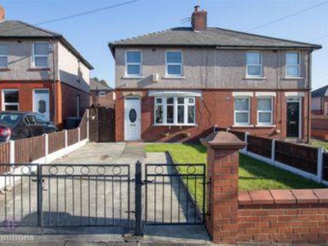 3 Bedrooms Semi detached house for sale in Wigan Road, Leigh WN7
