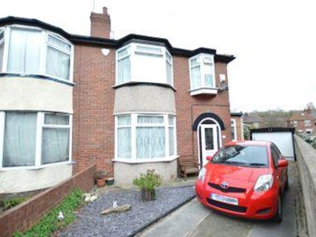 3 Bedrooms Semi detached house for sale in William Rise, Leeds, West Yorkshire LS15