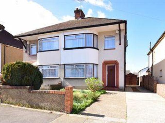 3 Bedrooms Semi detached house for sale in Wilson Avenue, Rochester, Kent ME1