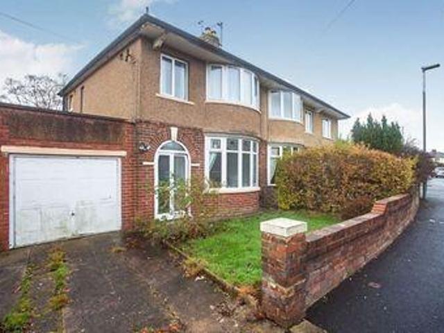 3 Bedrooms Semi detached house for sale in Wilworth Crescent, Blackburn BB1