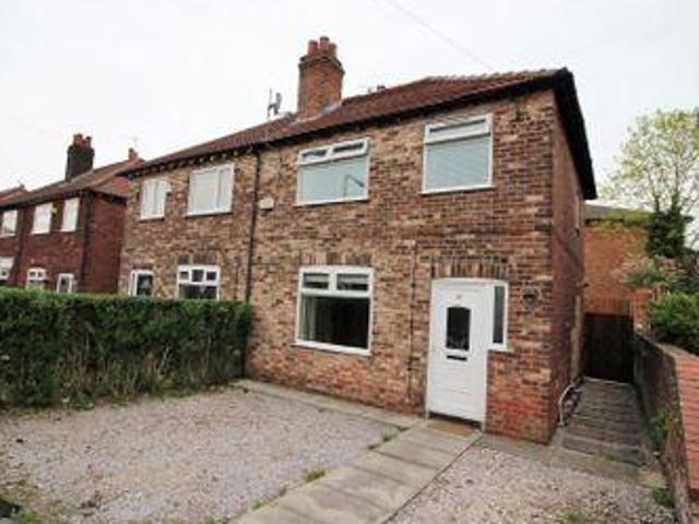 3 Bedrooms Semi detached house for sale in Windermere Road, Stockport SK1
