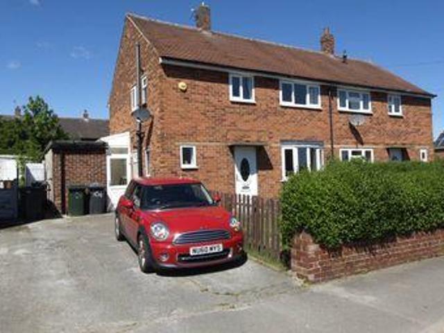 3 Bedrooms Semi detached house for sale in Windsor Avenue, Darton, Barnsley S75