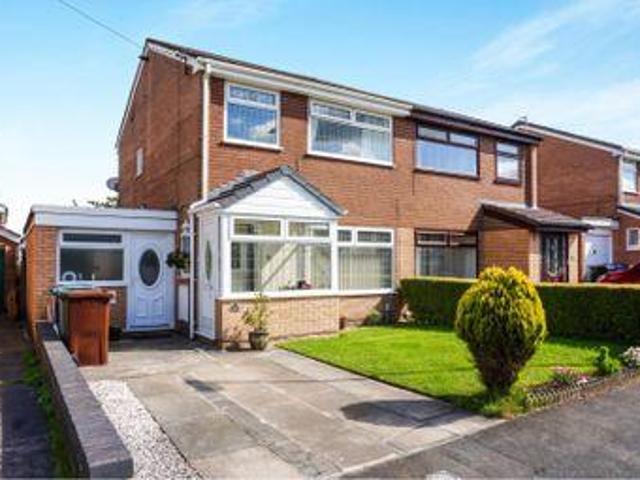 3 Bedrooms Semi detached house for sale in Windsor Crescent, Wigan WN2