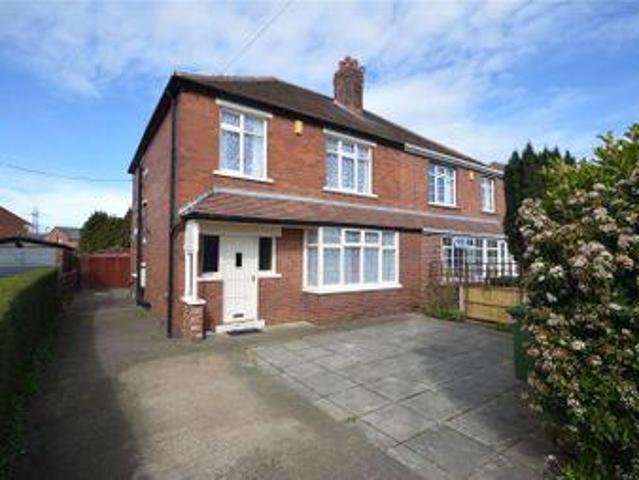 3 Bedrooms Semi detached house for sale in Wrenthorpe Lane, Wrenthorpe, Wakefield, West Yorkshire WF2