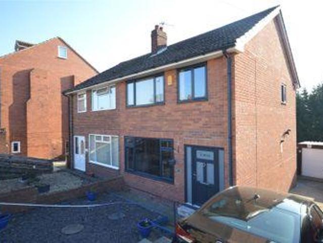 3 Bedrooms Semi detached house for sale in Wrenthorpe Road, Wrenthorpe, Wakefield, West Yorkshire WF2